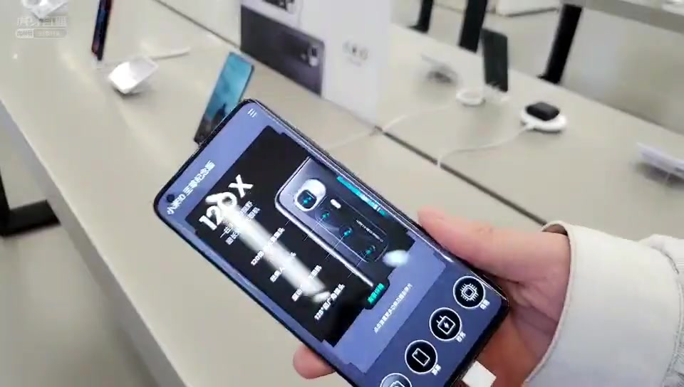 12-12 1在石250成都ifs进货 10万手机ipad电子产品为下载游戏抽奖做...