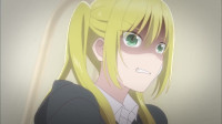 女子上厕所听到了不该听到的东西。被吓到了