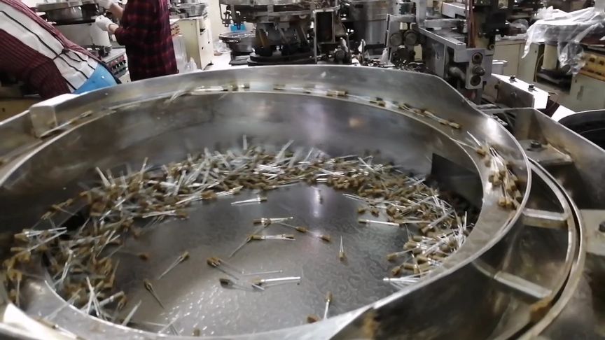 铝电解电容器的一部分制作过程,有见过或做过的朋友吗?