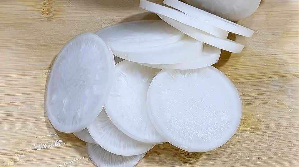 冬天要多吃白萝卜,学这种吃法没想到好处这么多,很多人不知道