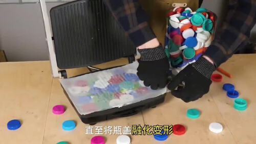 小伙自制神奇垃圾桶,自动分类还能聊天,网友:这创意我给满分!