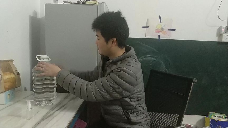 教大家自制实用消毒液,自己自制,不给政府、企业增加负担。