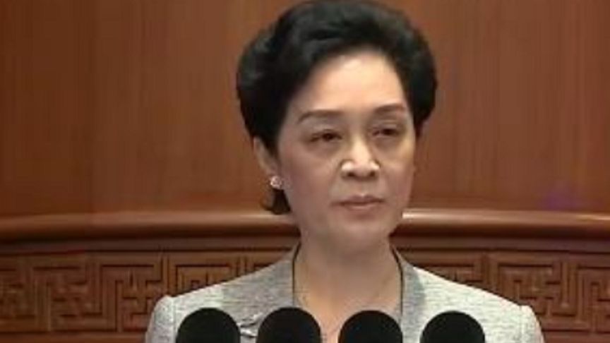 政协委员:全社会应重视青少年心理健康状况