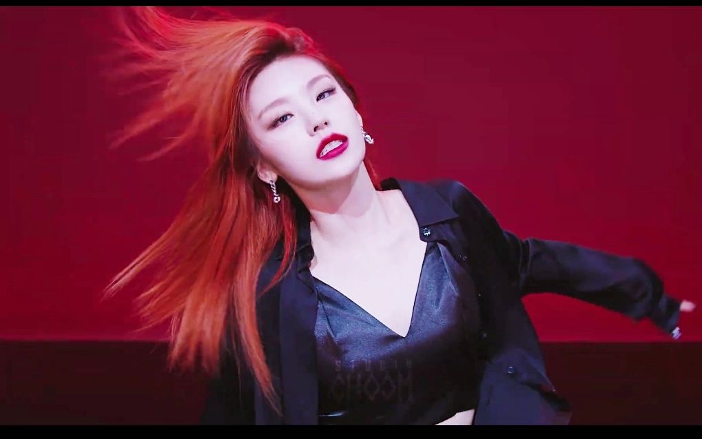 帅气又性感！ITZY黄礼志River 4K舞蹈版公开