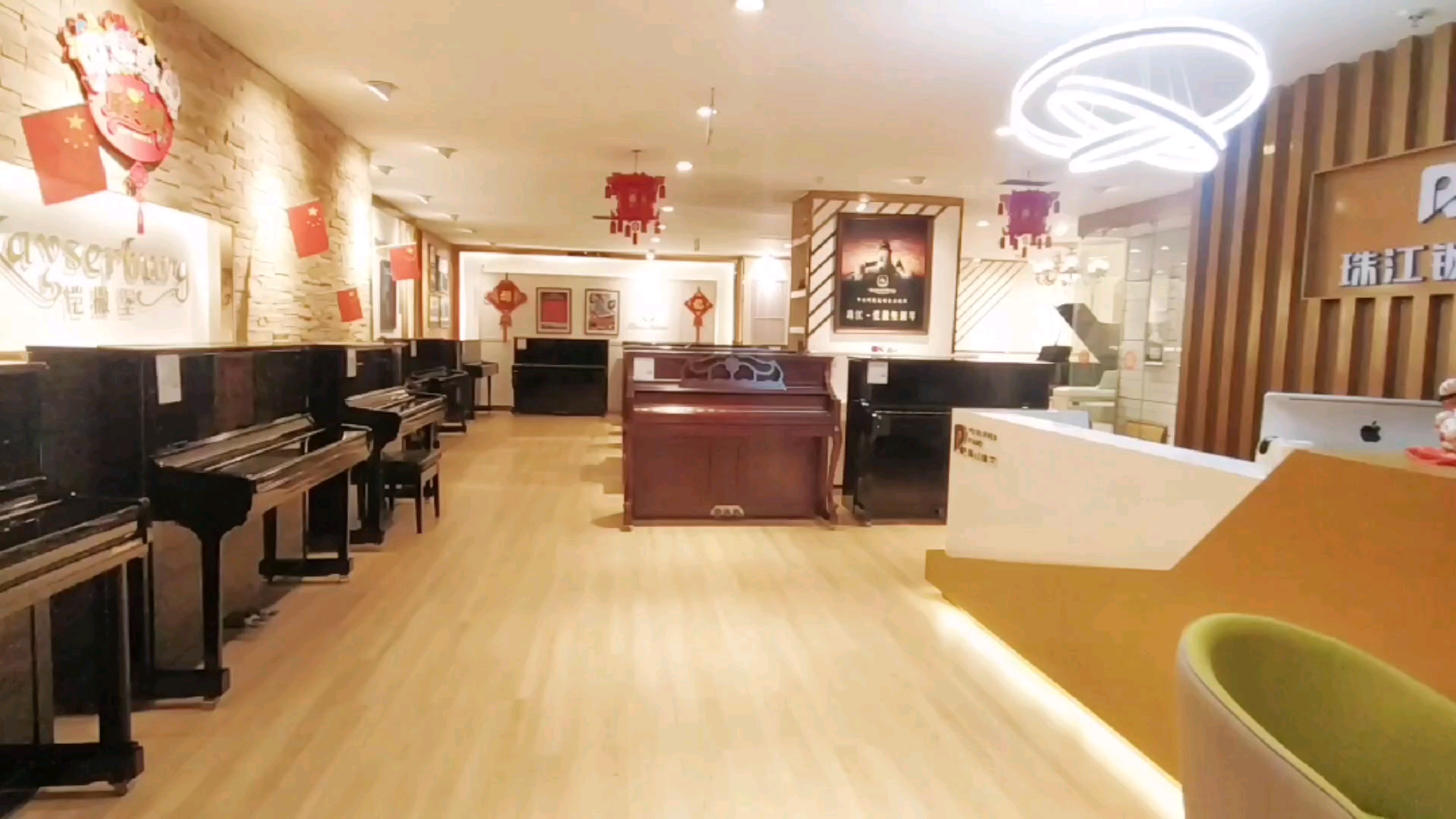 新疆乌鲁木齐市珠江钢琴专卖店-海之韵琴行,位于友好南路780号,是...