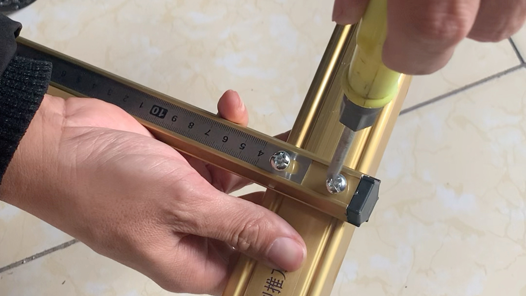收获T型瓷砖推刀后怎么安装使用起来呢?