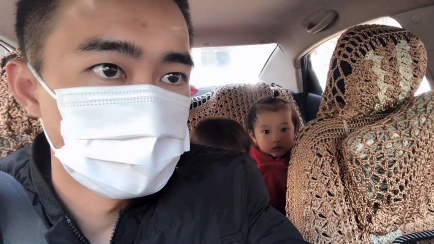 家里两个小孩子感冒咳嗽都不敢去医院看,怕被人传染隔离!