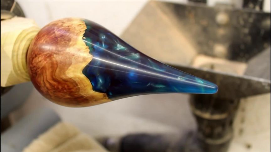 桦木与环氧树脂的不期而遇,造就蓝色海洋那样说不出的秀丽与迷人