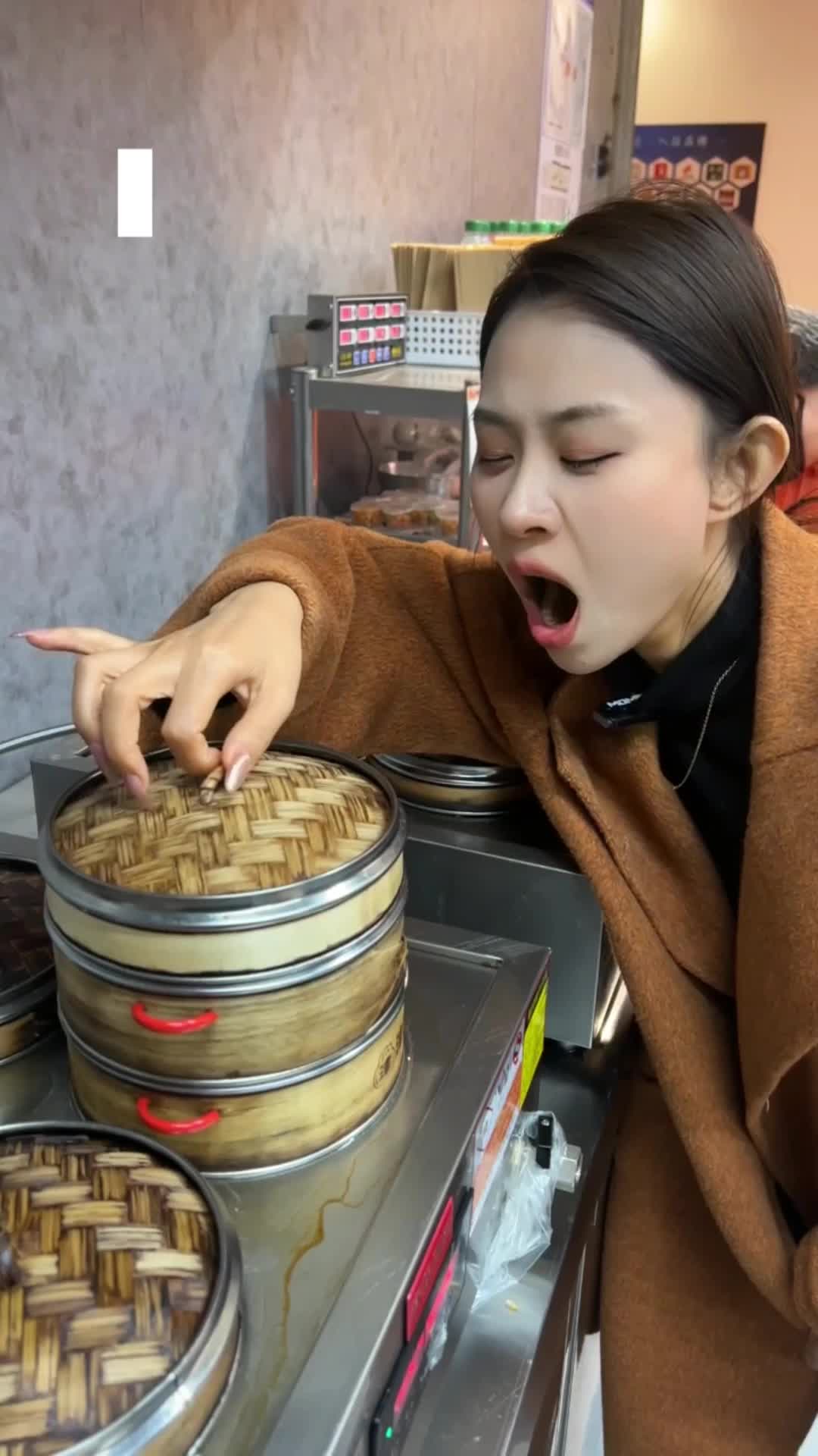 新店开业没人知道怎么办?我们00后会六点把老板叫起来拍视频#00后 #...