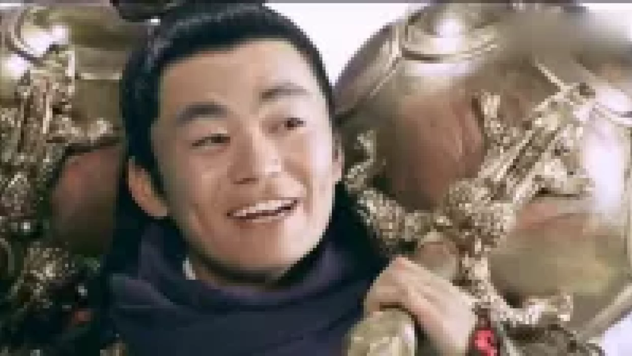 隋唐演义:李元霸大战罗士信,到底谁更厉害?