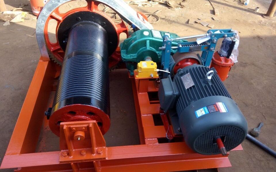 启闭机闸门解析