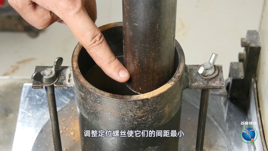 土的击实试验,击实底座这样调整就对了 | 微工路试验检测视频