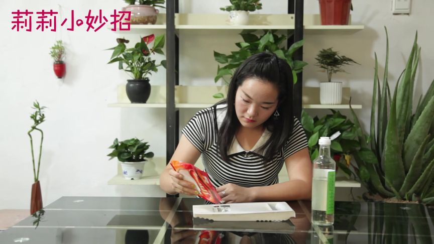 教你用1种方法清洗厨房用的厨具,用过的人都说好,你学会了吗?