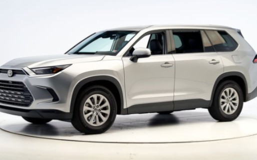 2024 丰田 大汉兰达 正面25%偏置刚性壁障碰撞测试(驾驶侧) iihs