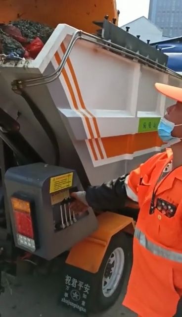 【垃圾清运车】 百易工厂垃圾清运车 电动全封闭垃圾车
