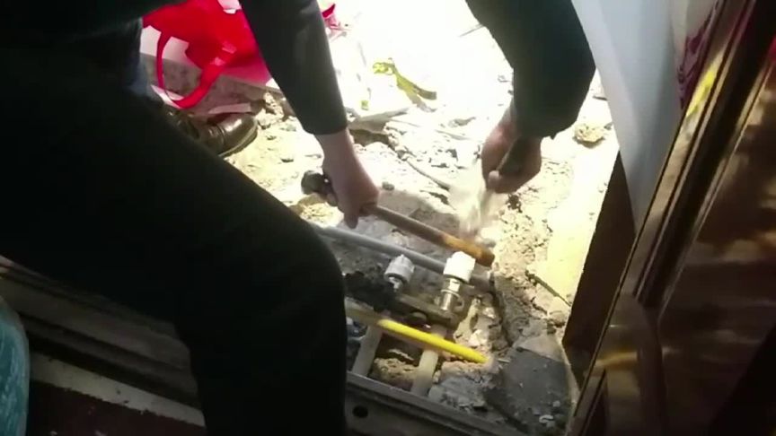 暖气管入户转接pe-xa转ppr,压力测试