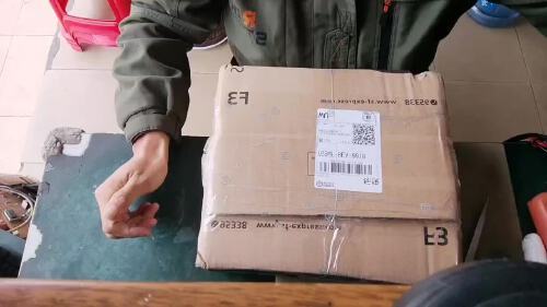 网友寄来的一片华硕主板开机掉电;电压保护拆掉两个mos管轻松秒杀