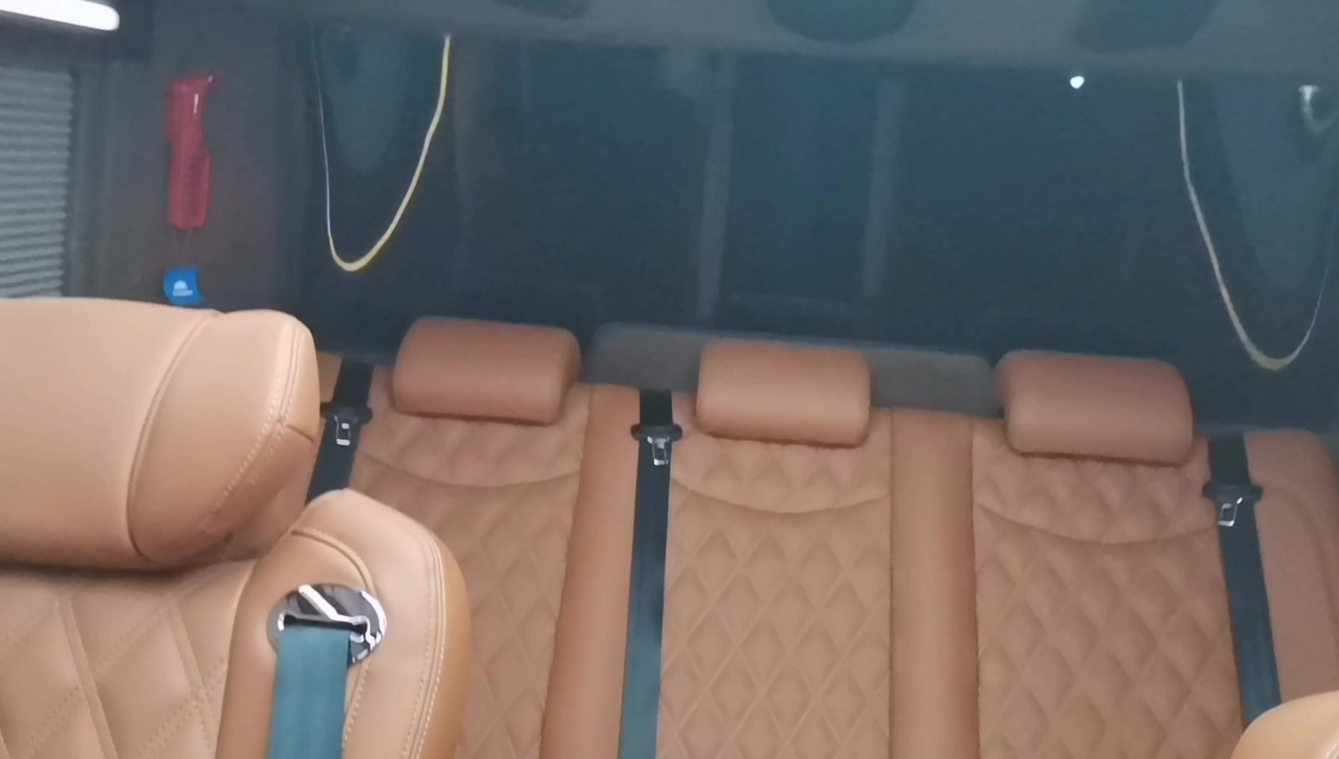 宇通T7客车10座中型客车特殊车报告鲁秋君介绍详情