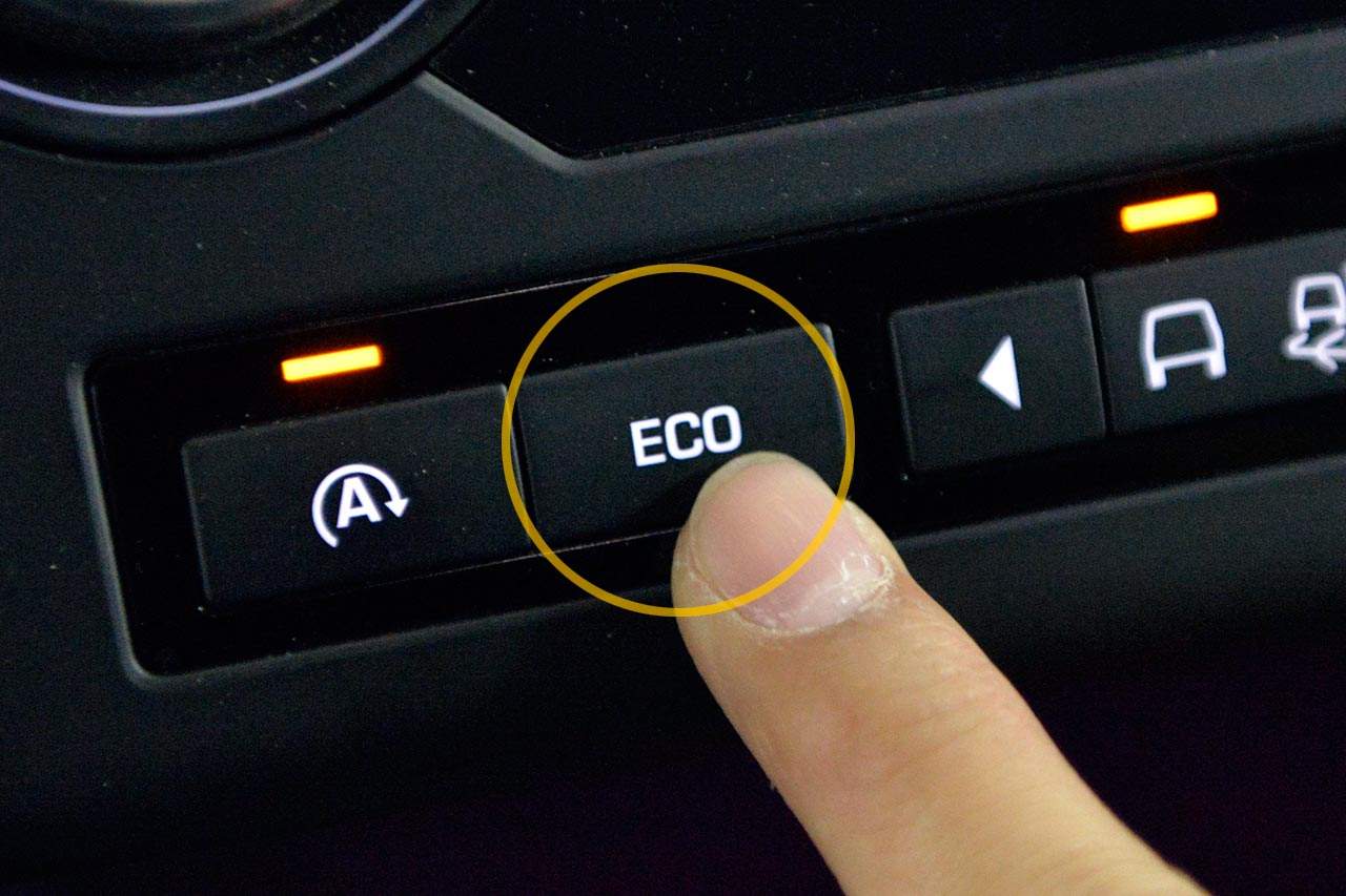 汽车仪表盘上出现了ECO是什么意思?