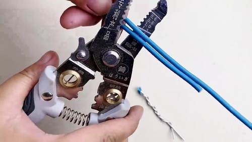 零基础学电工 电工知识分享 明装开关插座 特种作业操作证