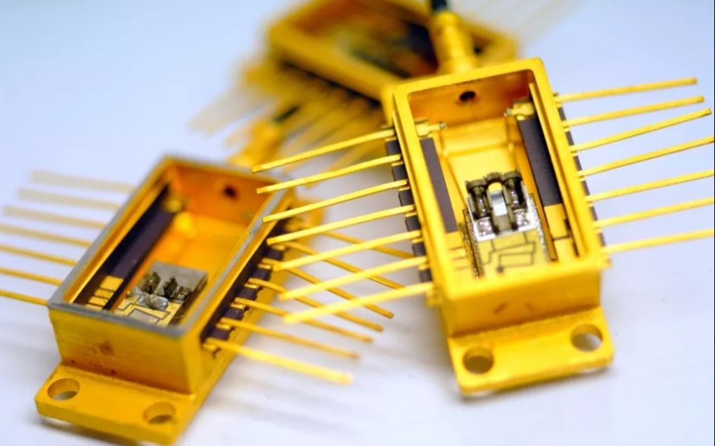 半导体激光器为什么要用陶瓷热沉