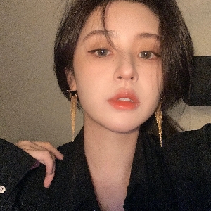 吃游戏的皮皮蛇 