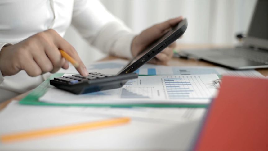 "提灯定损"被注册为企业名:成立的贸易商行,注册资本10万元