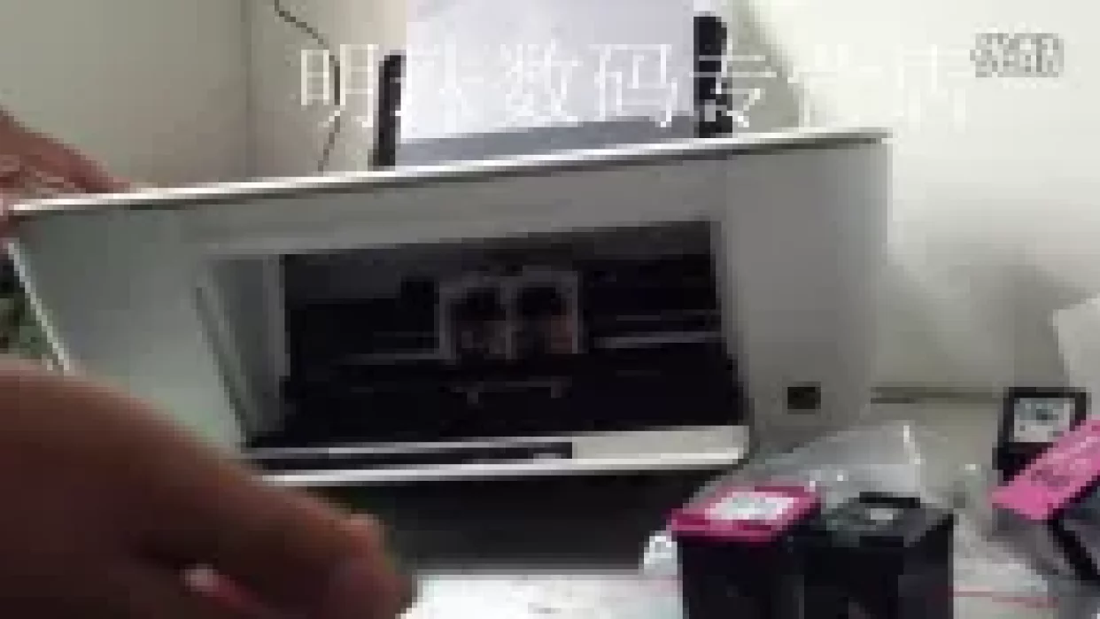 惠普系列安装墨盒和复印步骤