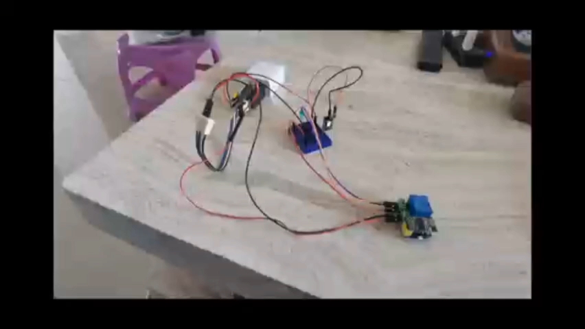 用一键配网的方式+贝壳物联网+单个esp8266继电器模块,控制两盏...