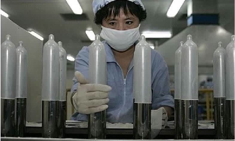 揭秘:原来“安全套”是这样生产的,这工艺可不是一般的“安全”