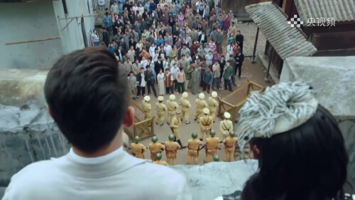 不可能完成的任务:高桥将蓝之冰夫妇绑到城墙上,只为引蓝天出来