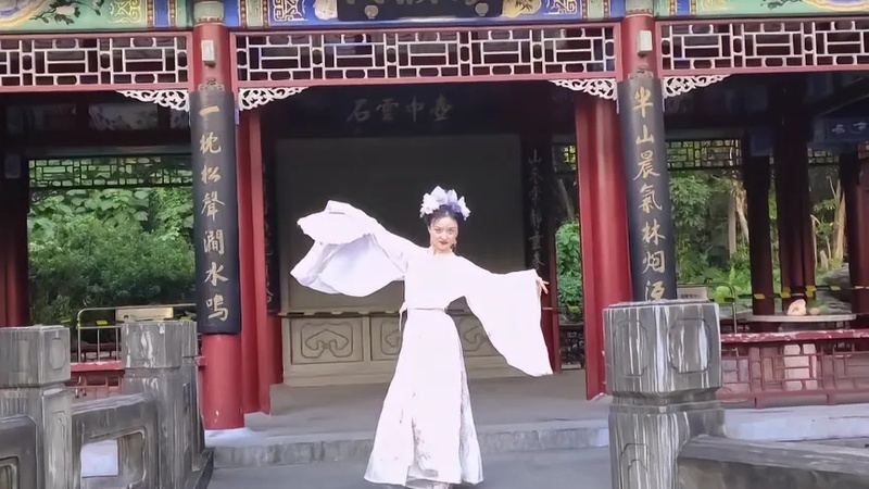 即兴舞蹈 古典舞 着我汉家衣裳兴我礼仪之邦 主题