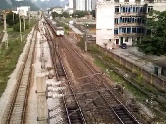 火车视频 金城江站 桂林北-昆明 K636