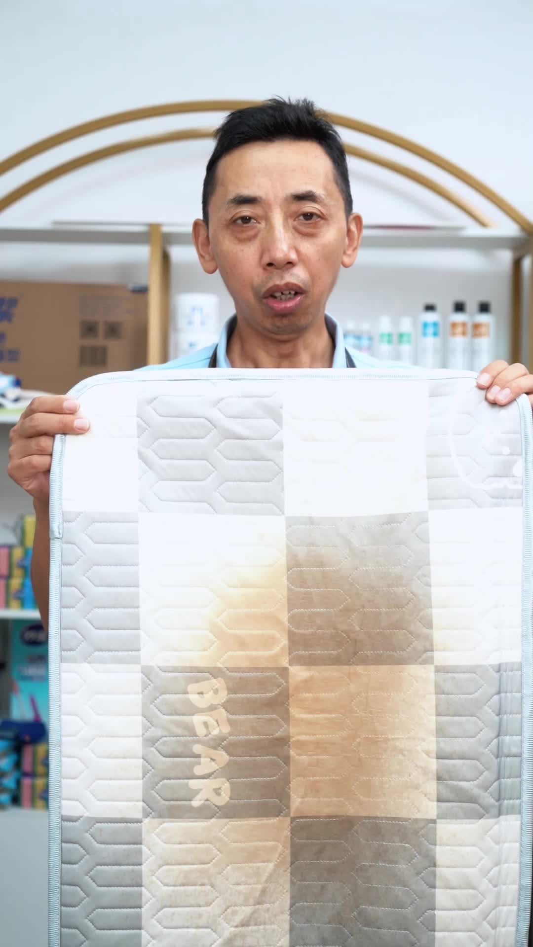 乳胶枕席在家特别难清洗,洗不好还容易变硬?教你一招,轻松搞定