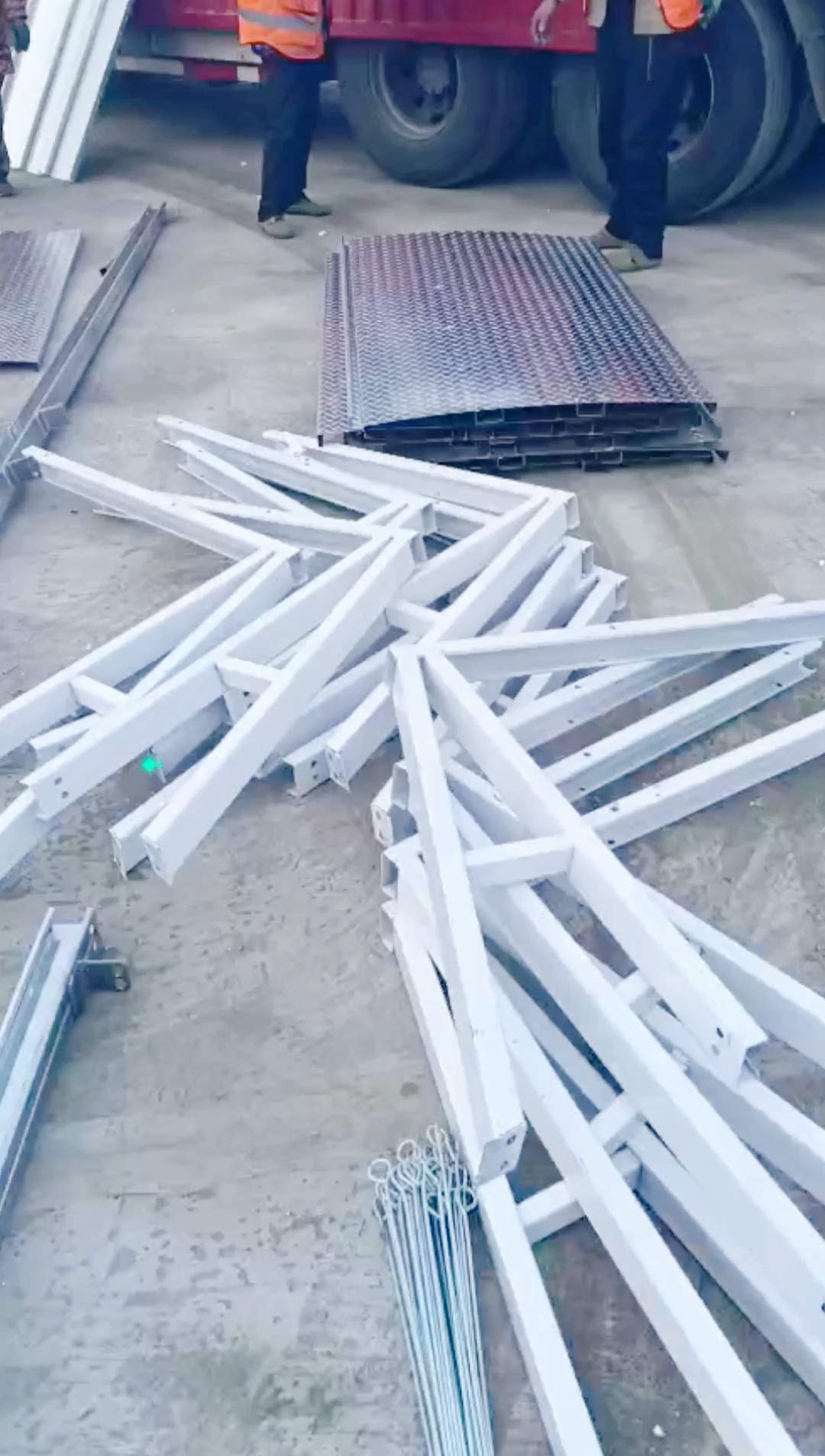 #孝感活动房怎么样 #襄州钢结构报价 #黄冈移动集装箱定做 #南漳K式...