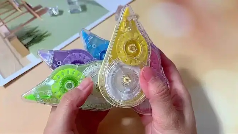 圣诞树旁的画高光,星星树与音乐盒
