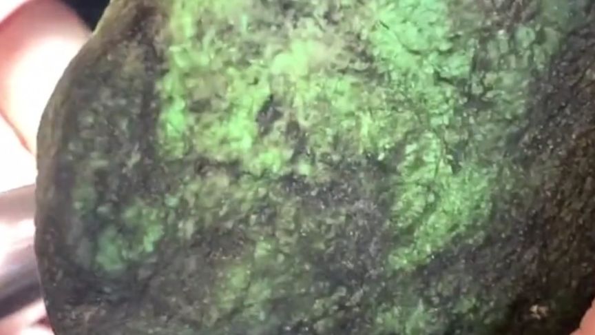 百W翡翠的冰种,你会看嘛?一招教会你!