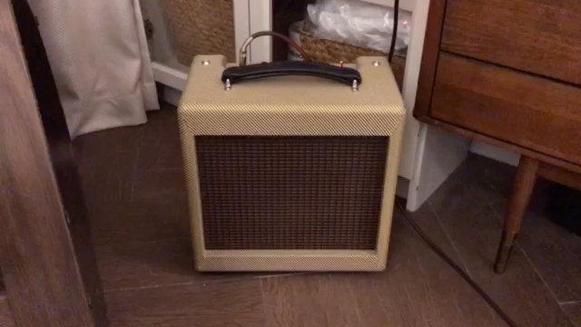 ...龙喇叭 家用吉他音箱 自动过载 (FENDER 5F2A电路,TWEED经典外观)