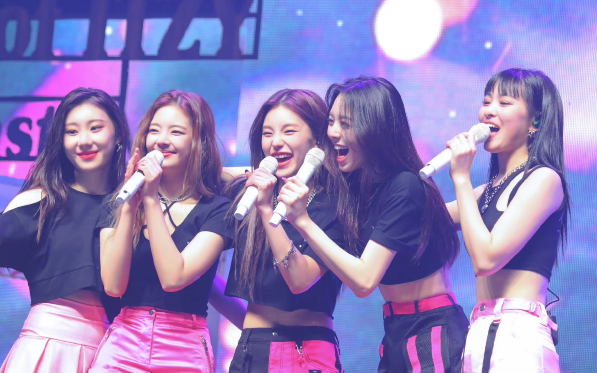 【ITZY】明明是快乐的歌,可是看着看着就哭了…