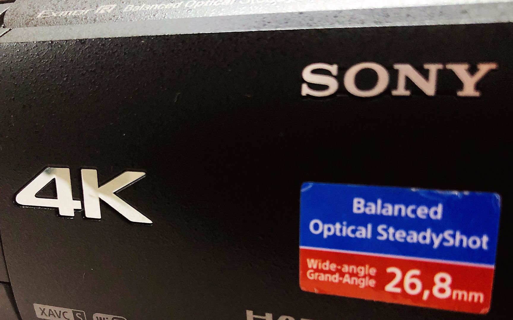 「翻车了吗」低价收了台索尼摄像机:能拍4K视频带防抖