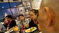 为什么直接在微信里发了只有自己看到别人看不到呢?真是奇怪。