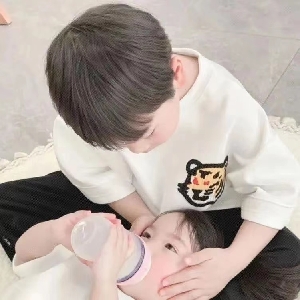 噜噜噜9898 