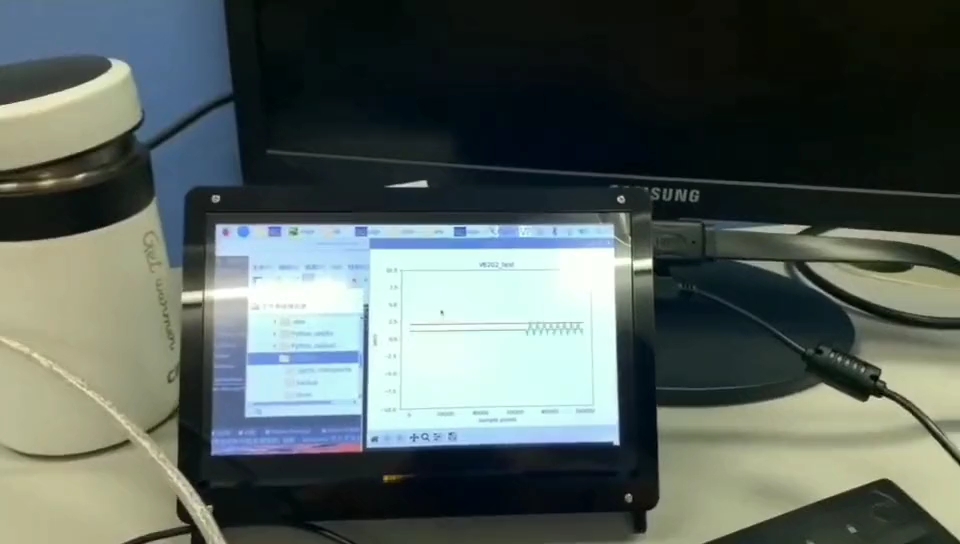 采集卡连接压力传感器测试信号