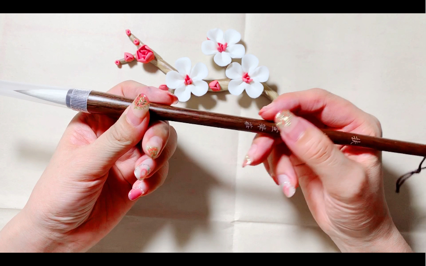 软笔零基础入门教学视频来了,方向对了,练字其实就是这么简单。