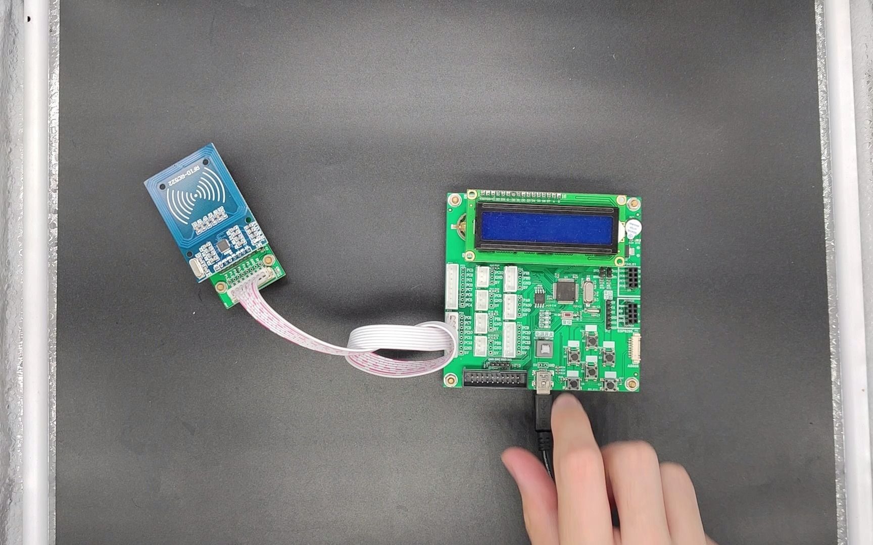 0289基于STM32的RFID停车刷卡计时收费系统_多功能板