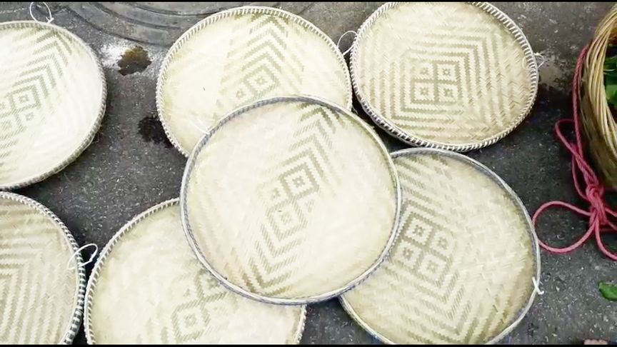 这样漂亮的手工竹编簸箕,才卖20到25元1个,农民挣钱不容易!