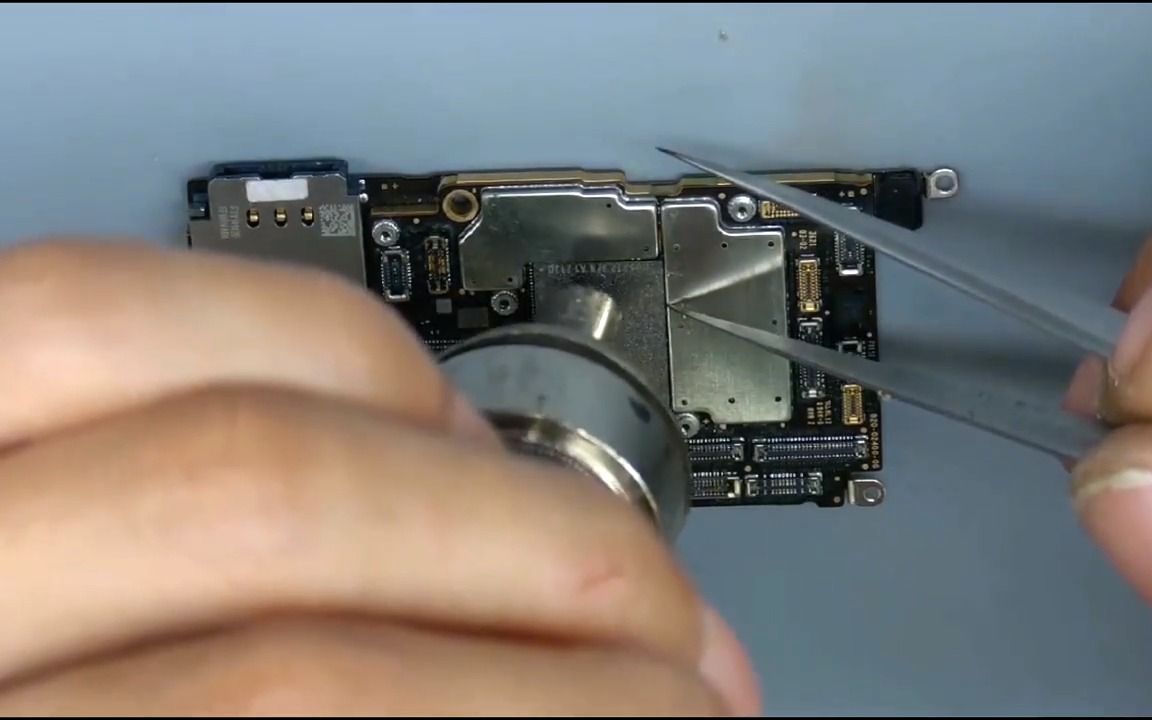 经过多天的等待iPhone 13Pro Max 升级1TB容量 终于来了