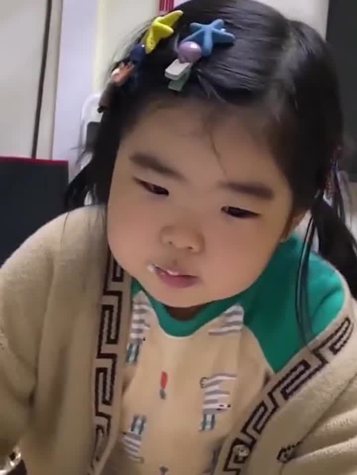 控制好时间一天玩手机不要超过2小时手机对宝宝的学习还是有很大...