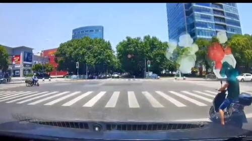 交通规则人人都应该学习!是否要放到学堂?