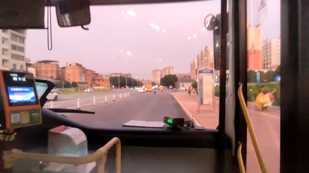 (世界名车 宇通客车)南宁公交803路区间展望